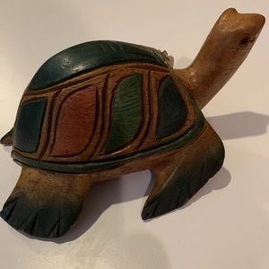 Hand carved | Art | Vintage Hand Carved Sea Turtle Figurine 8 X 6 X 35 ...